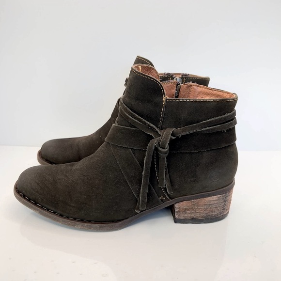Born | Shoes | Born Montilla Suede Block Heels Ankle Booties Women ...